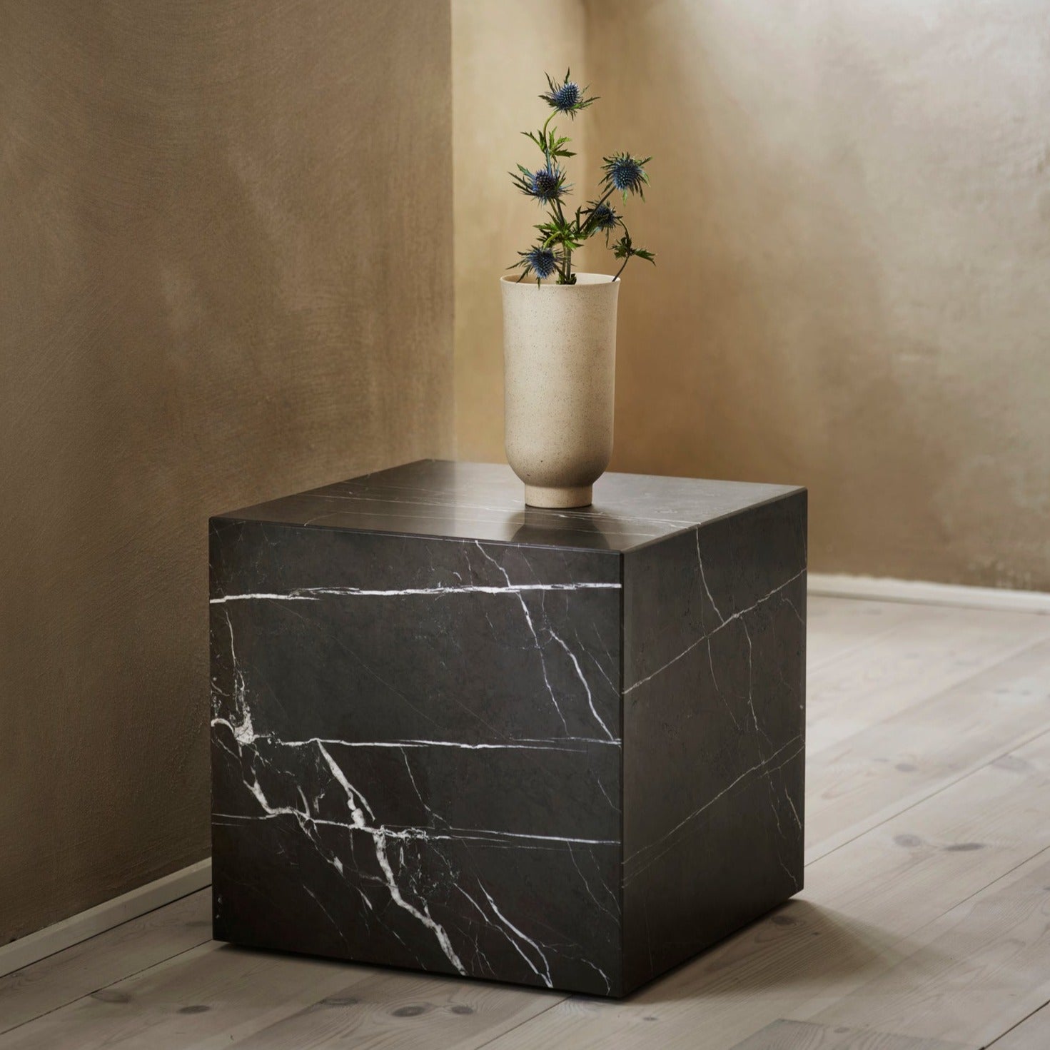 Bord Plinth Bridge svart marmor – OsloDeco